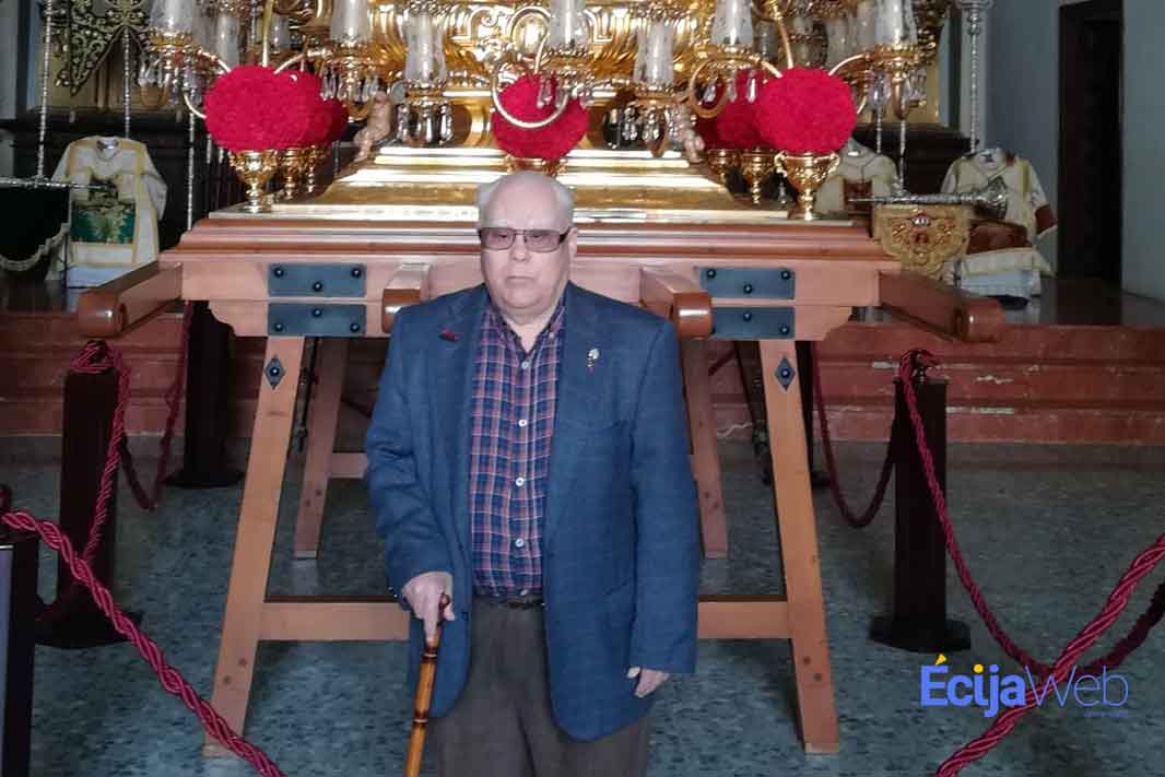 Écija reconoce con una calle y una mención especial a Pablo Reyes ...